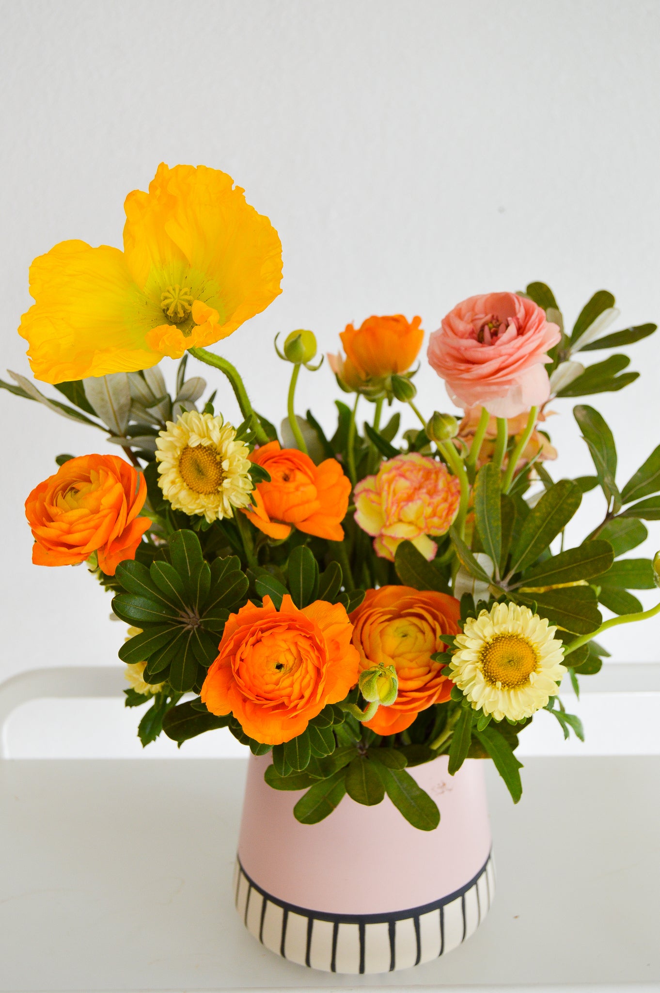 Medium Fresh Flower Arrangement – KAE | Event Studio & Floral Boutique